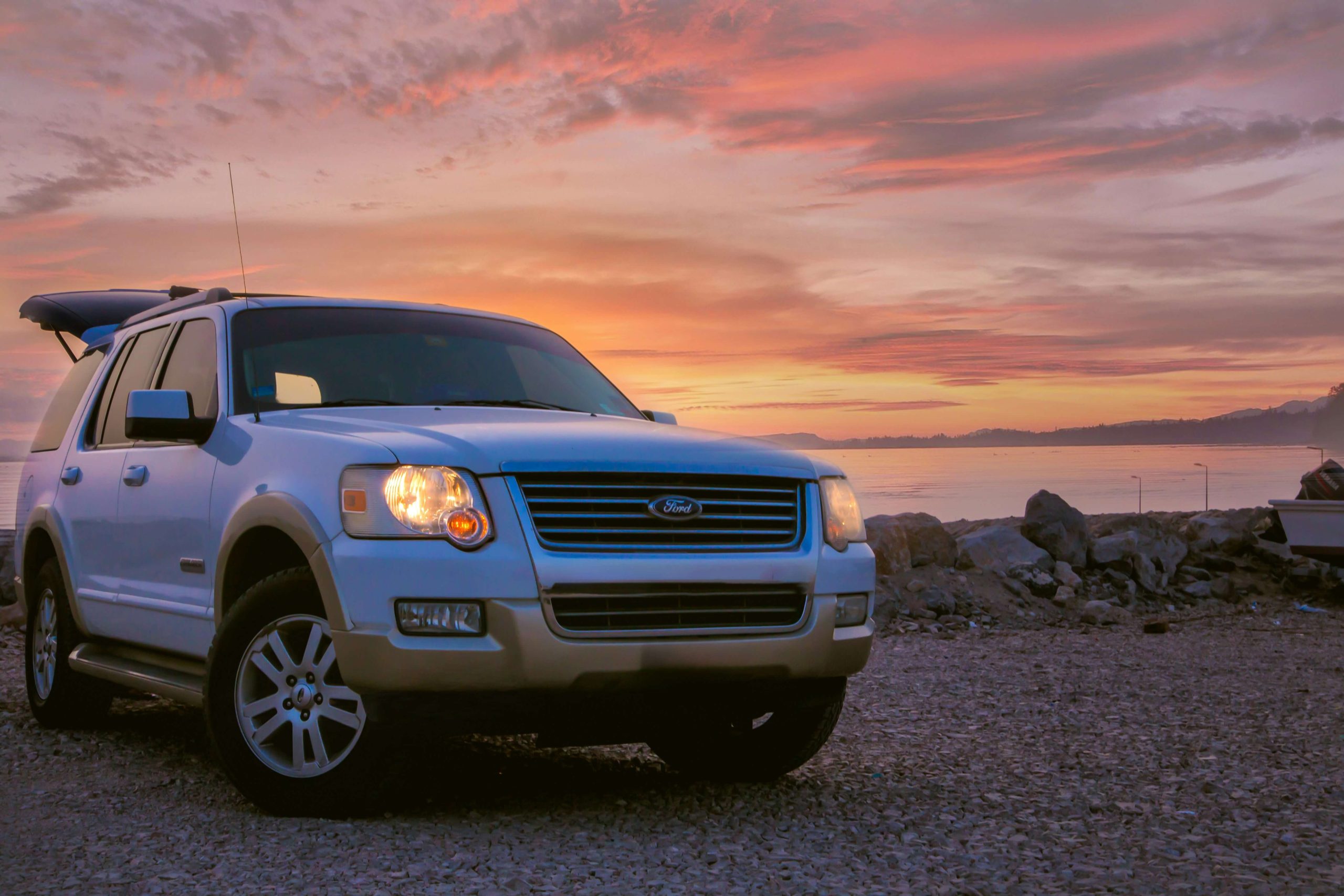 Ford Recalls Millions of Explorer SUVs for Trim Retention Issue
