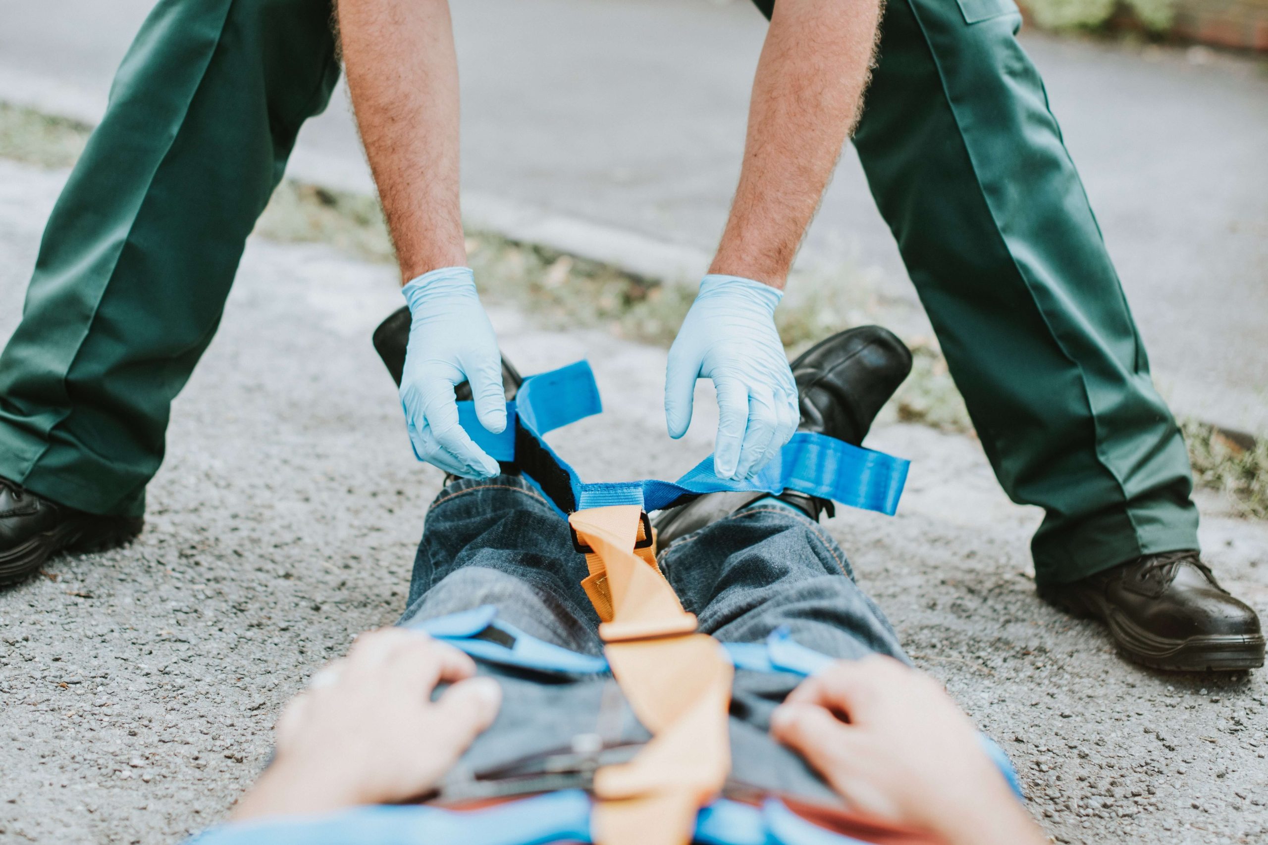 The Importance of Splinting a Femur Fracture - AutoAccident.com